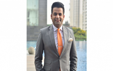 Varun Babbar Appointed as Front Office Manager at Sheraton Grand ...