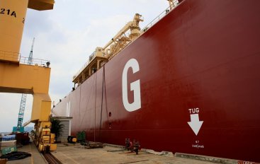 LNG Tankers Build Up Around Indian Ports After Force Majeure - BW ...