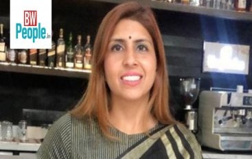 Swati Arora appointed as Director of Sales at Hyatt Place Gurgaon Udyog ...