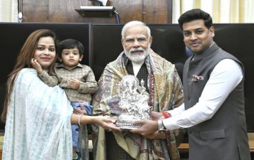 Maha CM Eknath Shinde's Son Meets PM Modi In Delhi - BW Businessworld