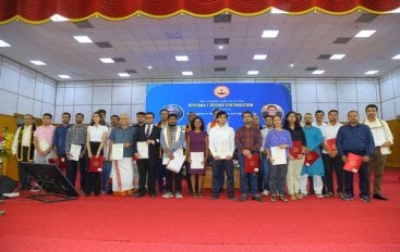 IIT Madras Conducts Certificate Distribution Ceremony - BW Education