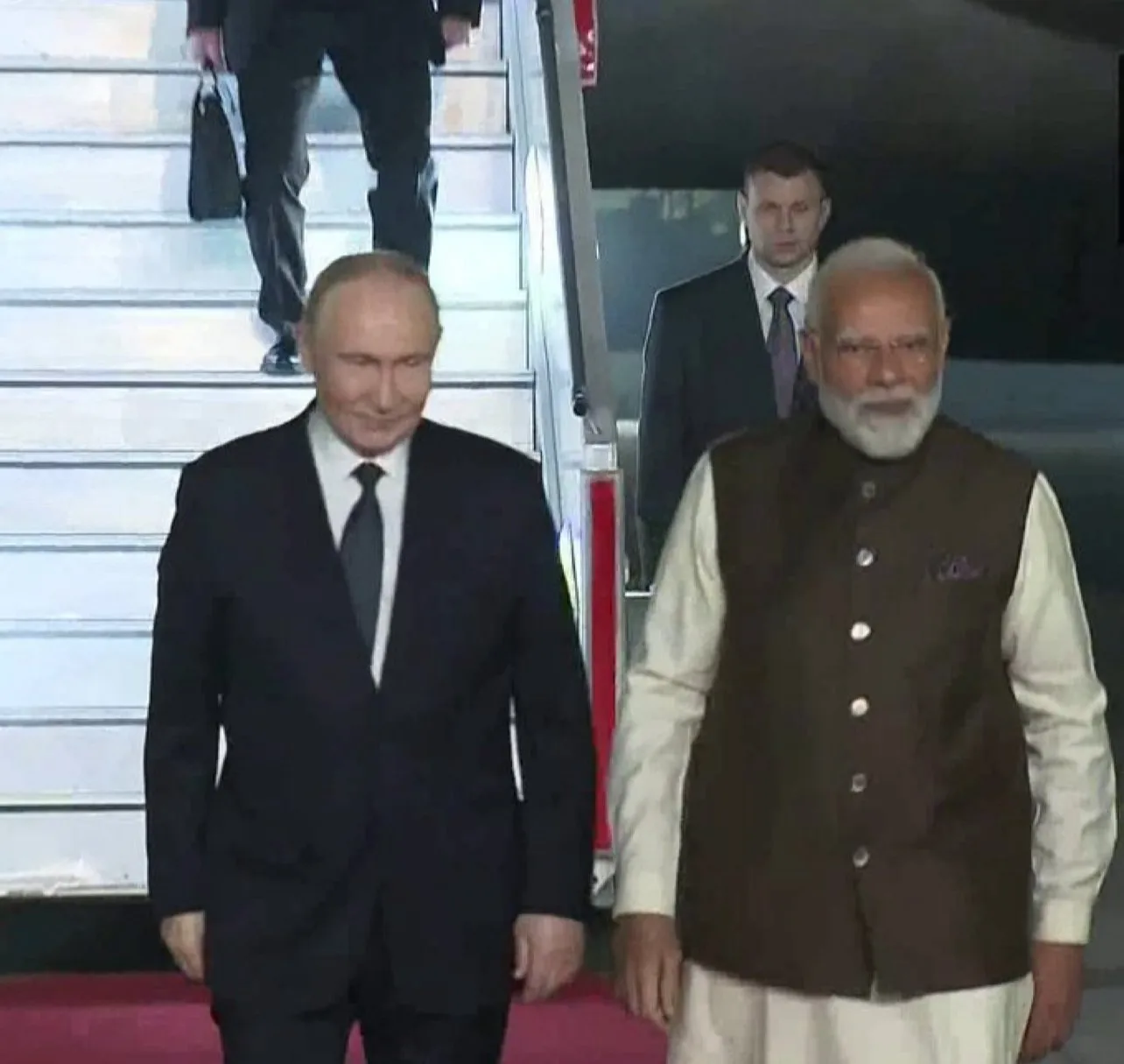 J&K Police book Physics Wallah for allegedly shooting an ad in Gulmarg ...