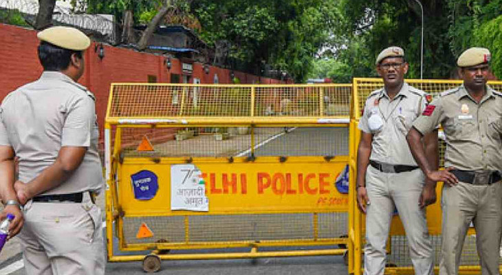 Businessman thrashed in Delhi for objecting to eve teasing of a girl ...