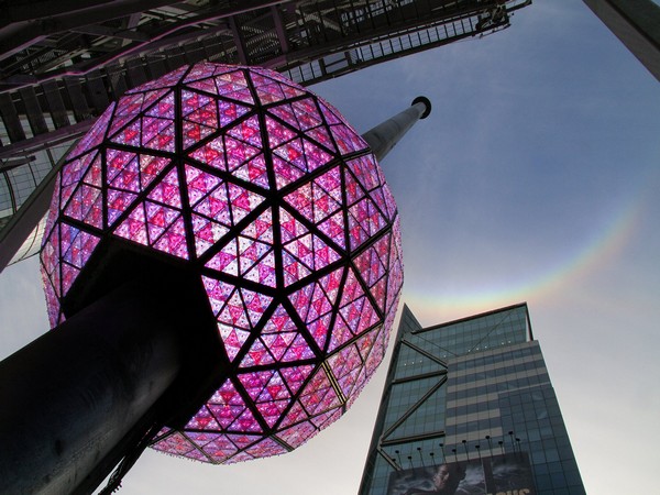 Iconic Times Square Ball Drop to be virtual this year - BW Businessworld