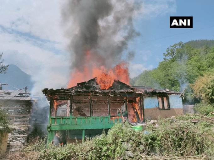 Fire breaks out at wooden house in Himachal's Kalwari village - BW ...
