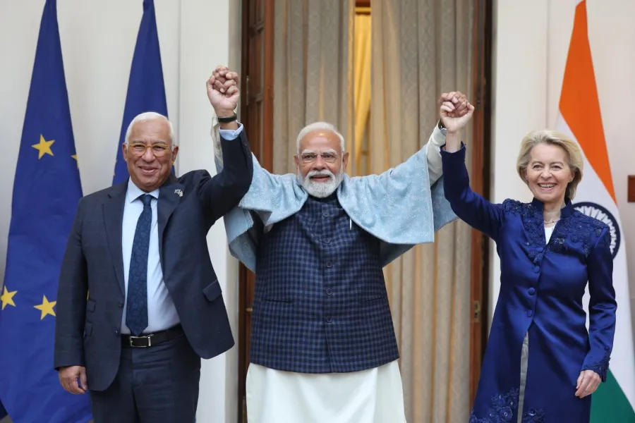 India Targets Advanced 2–3nm Chip Manufacturing By 2032: Ashwini ...