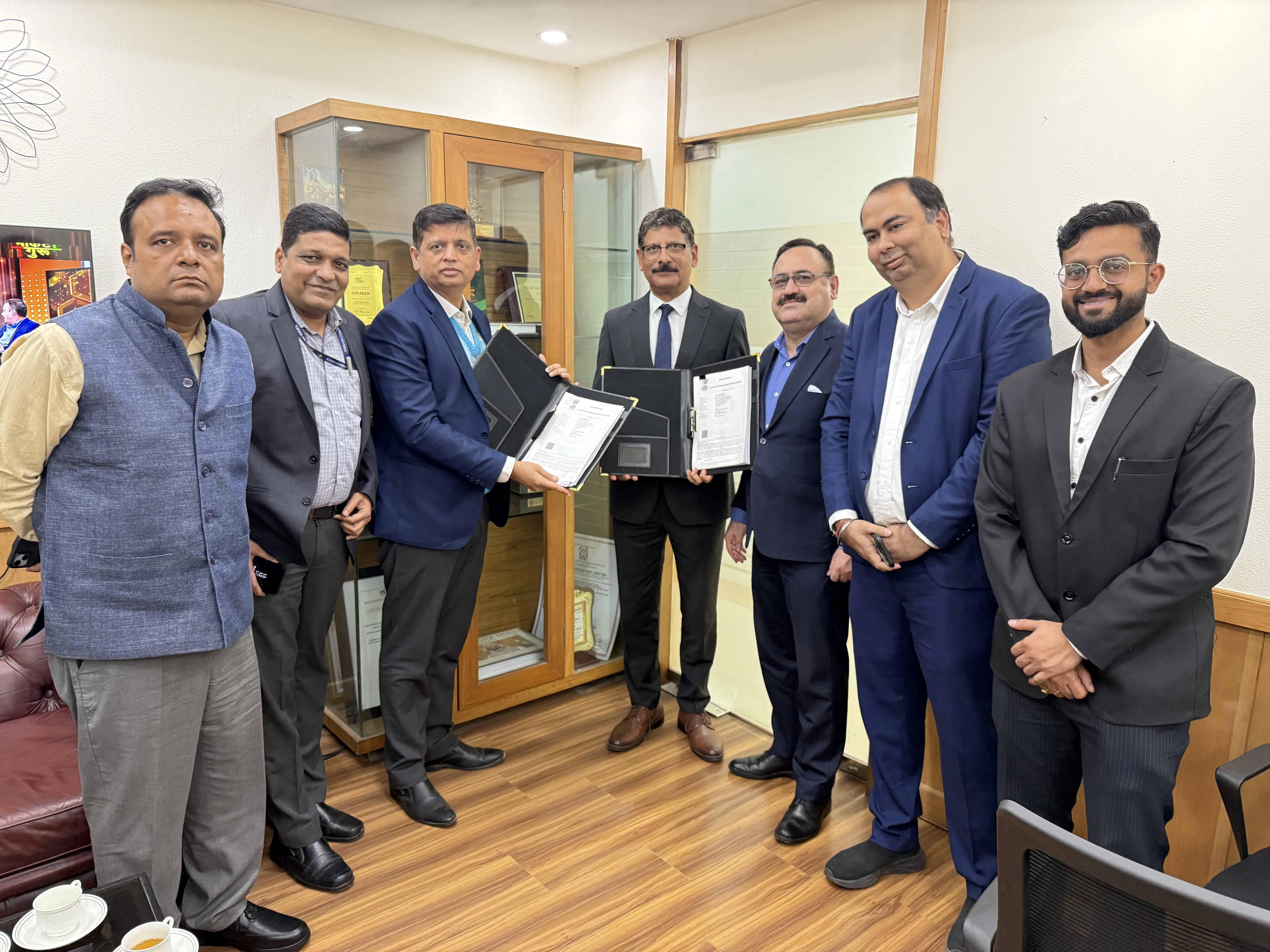 HMEL Signs Strategic Agreement With Indraprastha Gas For CNG Supply ...