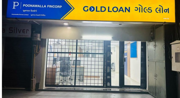 Poonawalla Fincorp Forays Into Gold Loan Biz, Eyes 400 Branches - BW ...