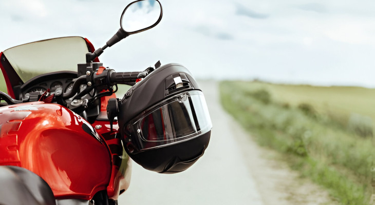 Helmet Manufacturers Association Flags Raw Material Price Surge Amid ...
