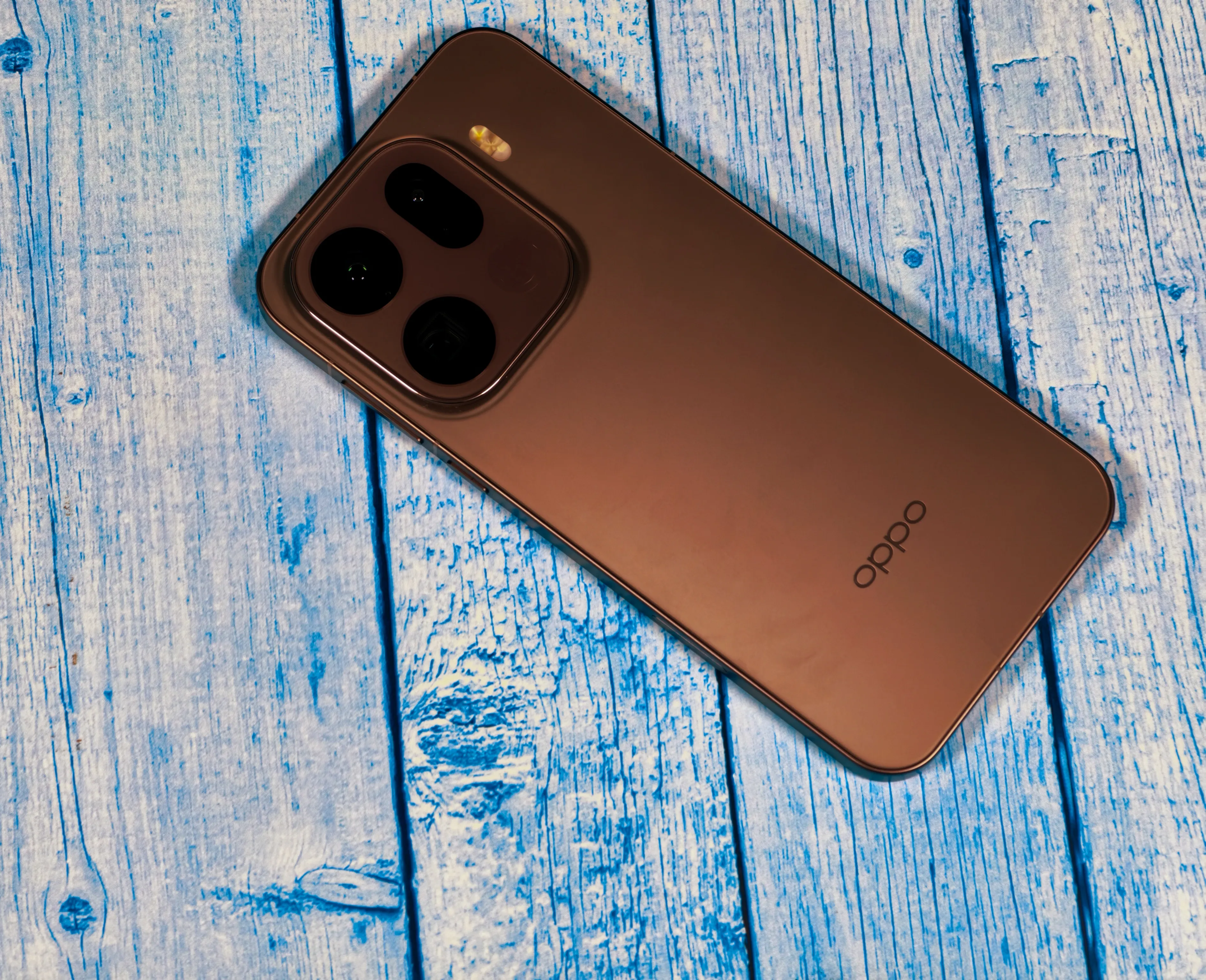 Oppo Find X9 Pro Review: The Flagship That Made Me Forget Chargers ...