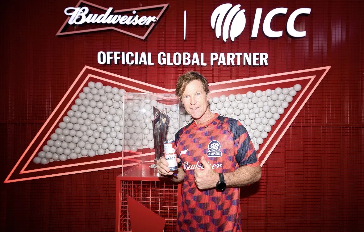 Budweiser 0.0 Brings ICC Men’s T20 World Cup Trophy To Fans With Jonty ...