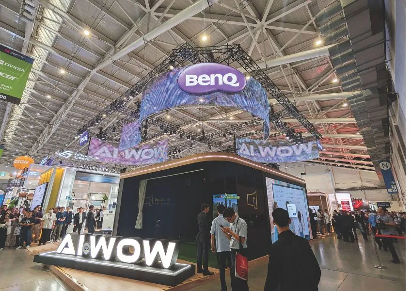 Hcltech Completes 225 Mn Acquisition Of Hpes Communications Technology Group Assets Bw