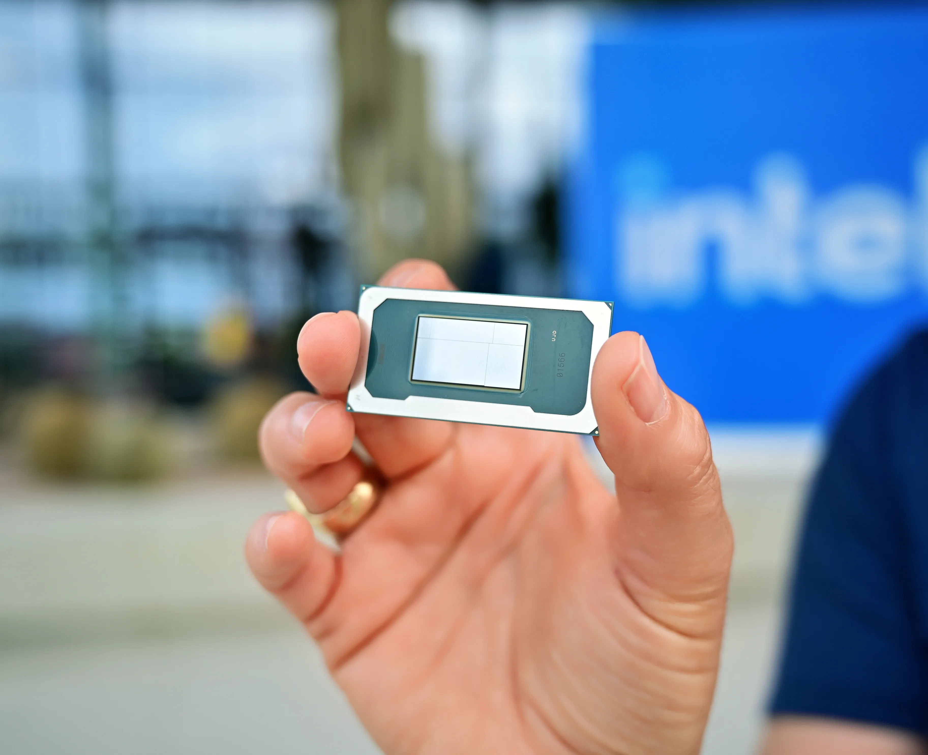 Inside Intel’s 18A Ramp Up: Panther Lake This Year, Clearwater Forest ...