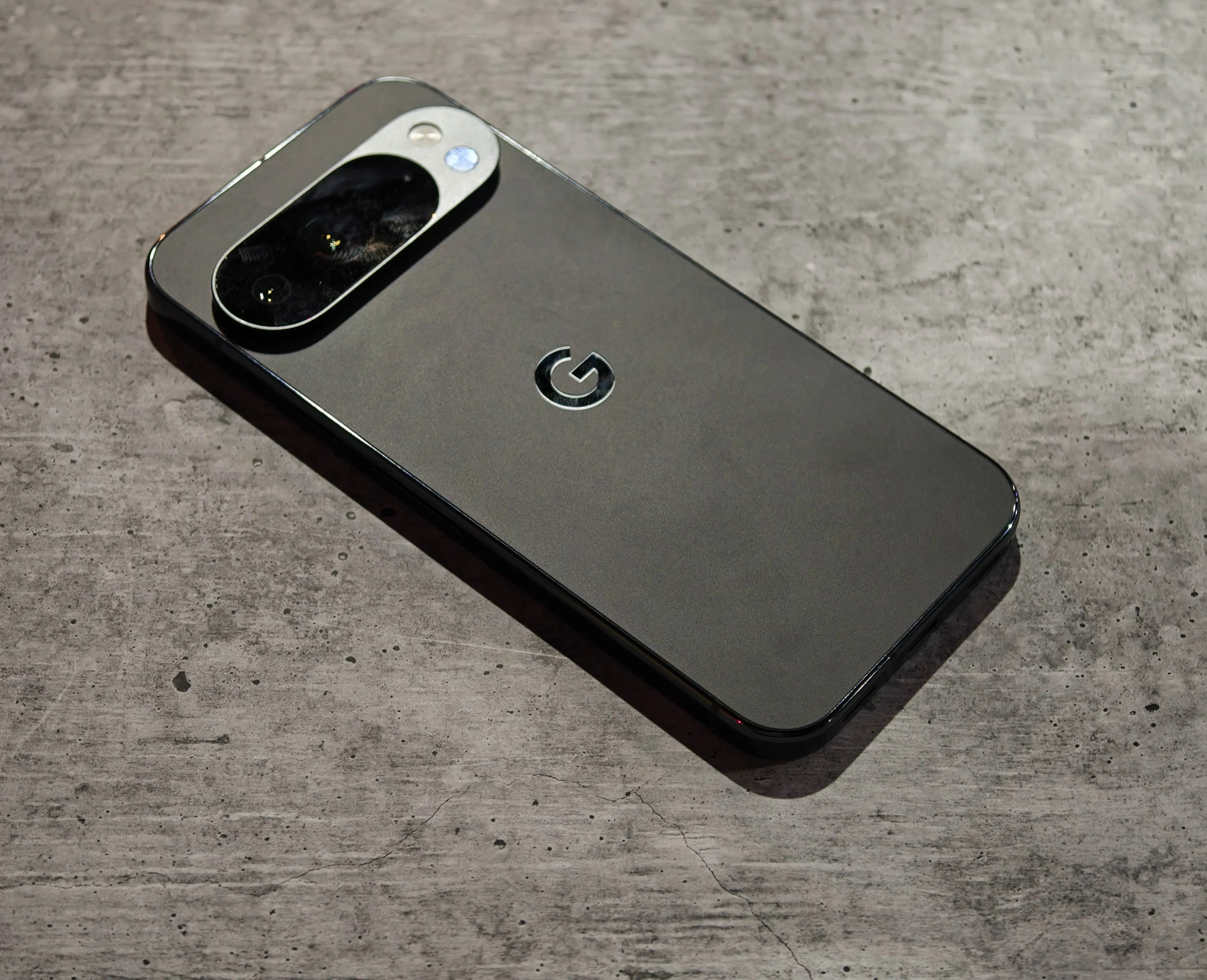 Google Pixel 10 Pro Review: An Enigmatic AI Powerhouse Paradox - BW ...