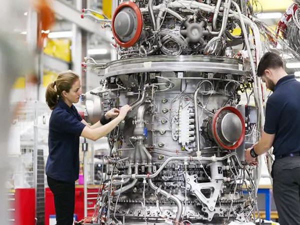 Rolls-Royce, Infosys announce strategic partnership for aerospace ...