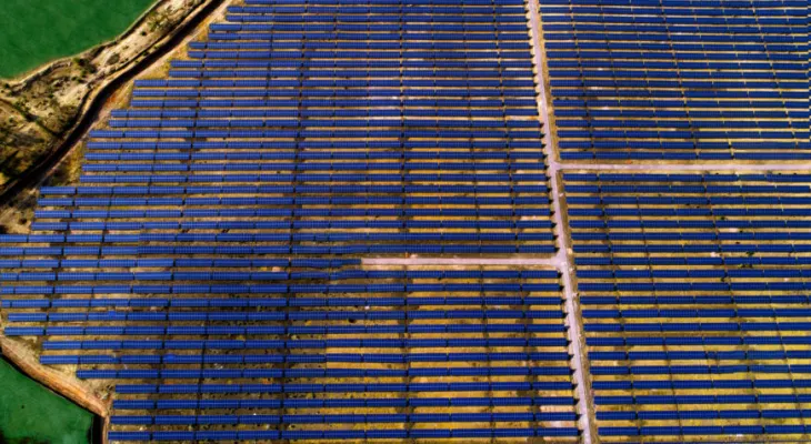 US Solar Manufacturers Seek Probe Into South Korean Cell Imports - BW ...