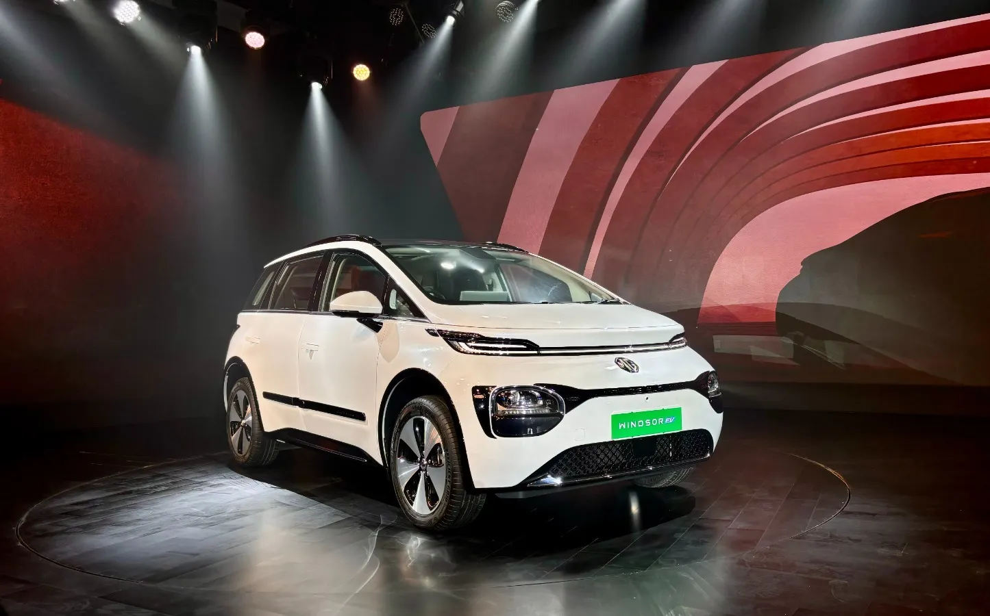 JSW MG Motor Sells 5,500 Units In March 2025 With 9% YoY Growth