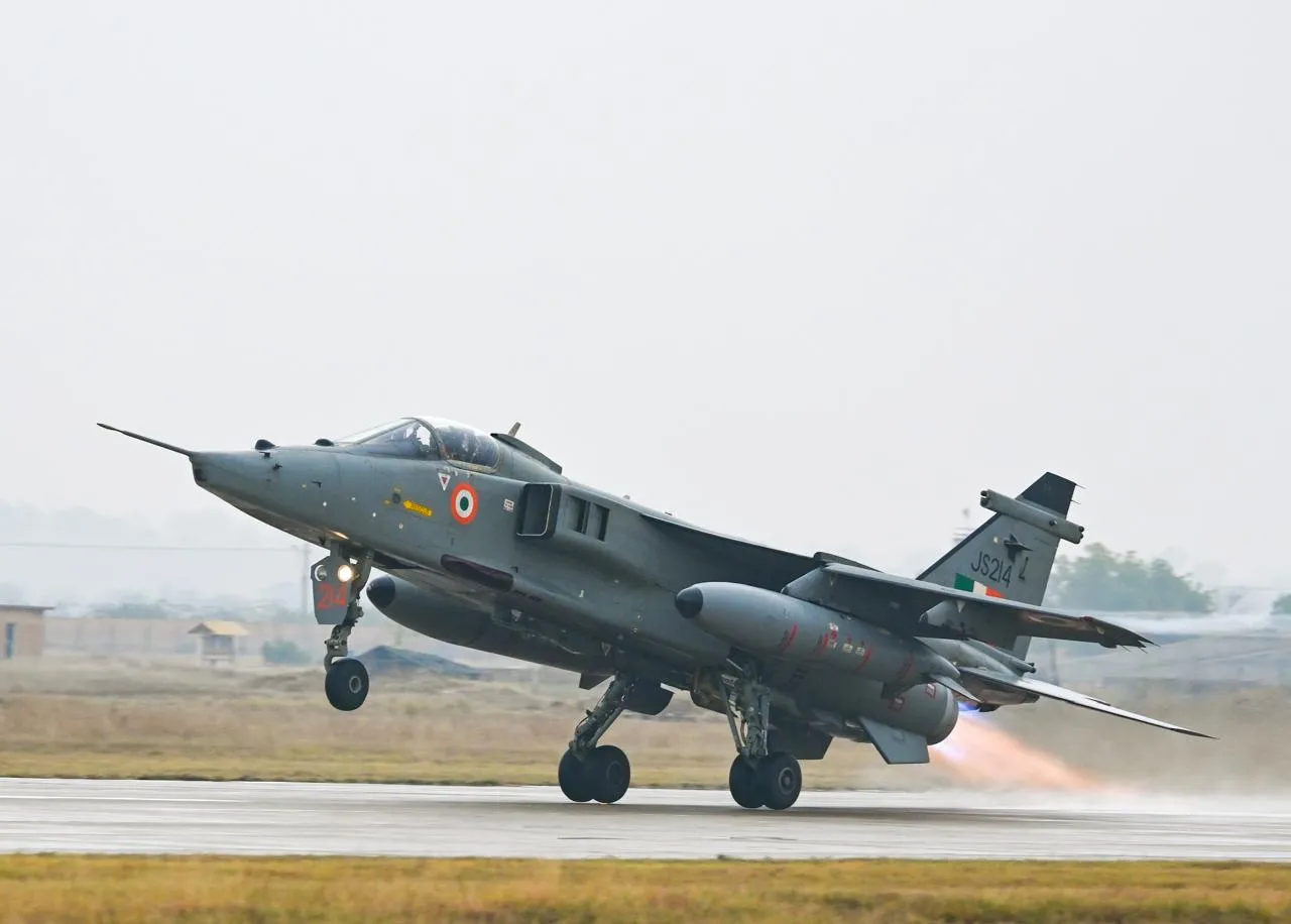 DRDO, Indian Army Successfully Conduct Four Flight-tests Of MRSAM Army ...