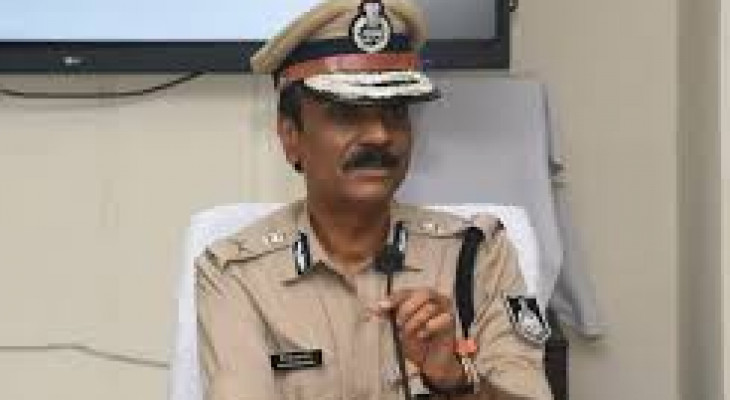 DG MP holds obscene content, phones and declaine of moral values ...