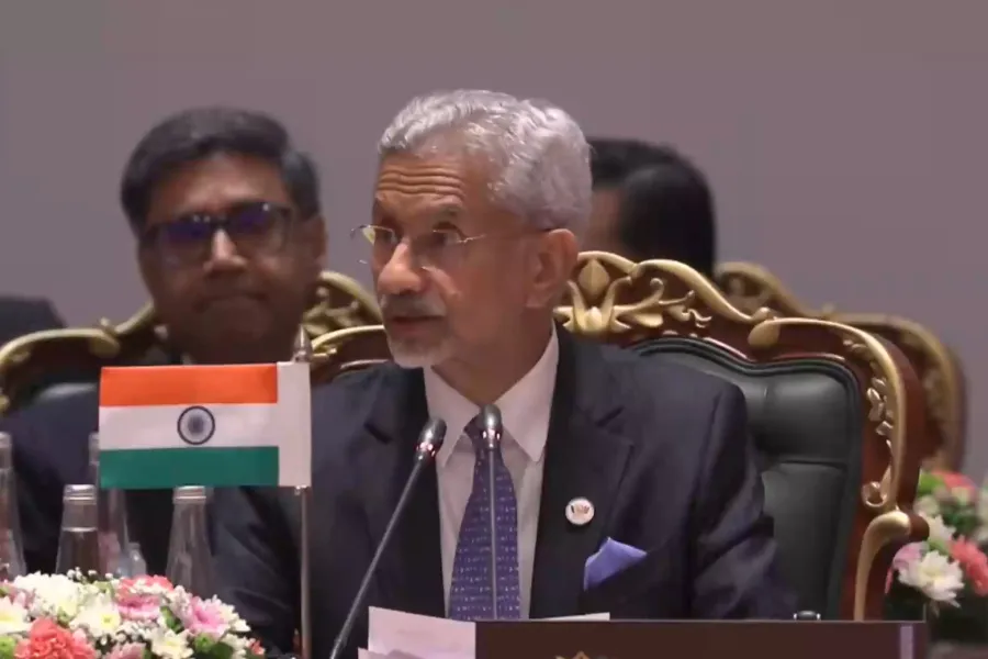 Jaishankar Calls For BRICS Unity, UN Reforms At FM Meet In Delhi - BW ...