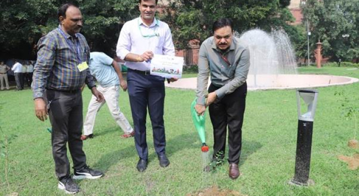 MHA employees takes Swachhata Shapath, organise tre plantation drive ...