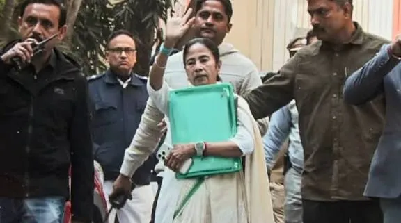 ED raids at Prashant Kishore's I-Pac premises in Kolkata, high drama ...