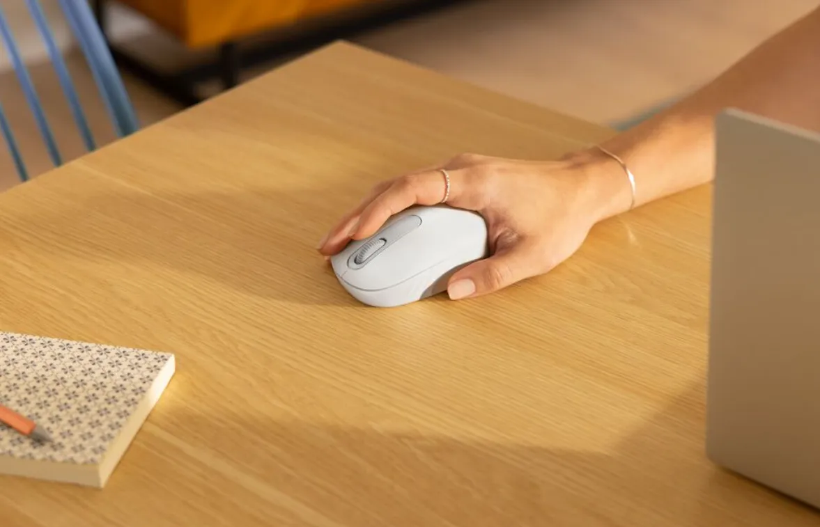 Logitech’s M196 Bluetooth Mouse Makes Debut - BW Businessworld