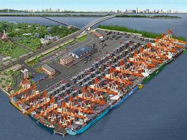 Mandaviya reviews development of Vallarpadam Terminal in Cochin Port ...