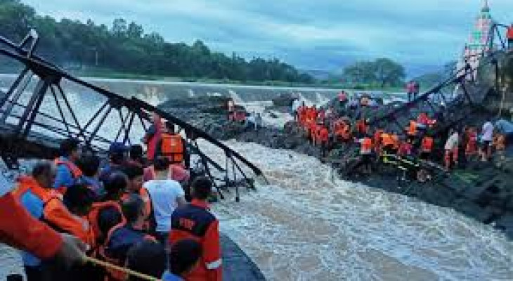 Pune Talegaon bridge collapses, four dead, NDRF raps up rescue ...