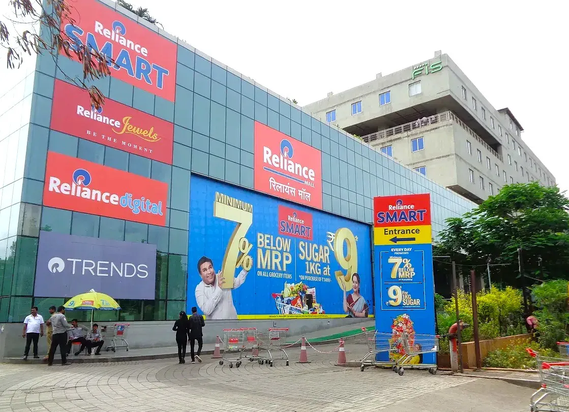 Reliance Retail FY26 Revenue Rises 11.8%, Crosses 20,000 Stores - BW ...
