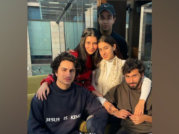 Sara Ali Khan kick-starts New Year with brother Ibrahim, friends - BW ...